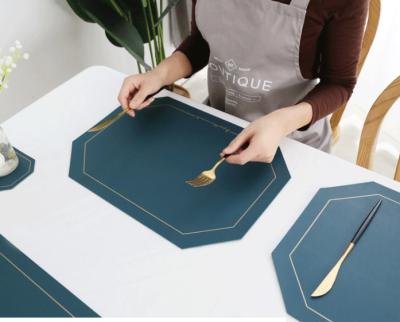 Cina La pianura impermeabile della tovaglia del cuscinetto del tovagliolo degli strumenti e degli utensili della cucina di Oilproof ha tinto in vendita