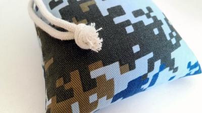 Cina Personalizzi il sacchetto della copertura di Mini Drawstring Bag Reusable Dust per il regalo in vendita