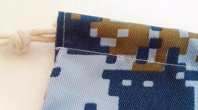 Cina Personalizzi il sacchetto della copertura di Mini Drawstring Bag Reusable Dust per il regalo in vendita