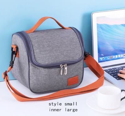 Cina Il picnic all'aperto del di alluminio ha isolato la borsa 7L di Tote Lunch Bag Insulation Cooler in vendita