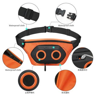 Cina Outdoor Adjustable Fanny Pack Waterproof Rechargeable With Bluetooth Speaker Stereoc in vendita