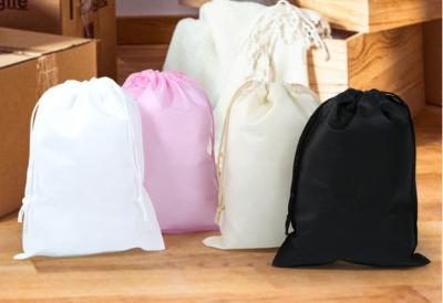 Cina Factory specializing in the production of bundle pocket non-woven material waterproof environmental protection for packaging all in vendita