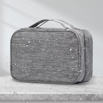 China Multi-functional and lightweight  Lager capacity durable waterproof toiletry bag with handle zu verkaufen
