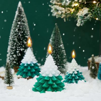 Cina Albero di Natale candele profumate a forma di albero candele domestiche regalo per la festa di Natale in vendita