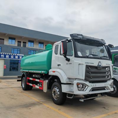 중국 시노트루크 호우 NX300 운송용 물 스프링클러 탱커 트럭 판매용