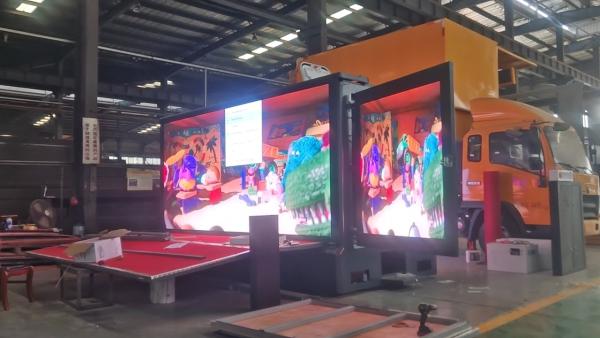 Quality LED Mobile Digital Led Adversting Advertise Billboard Screen Box for sale