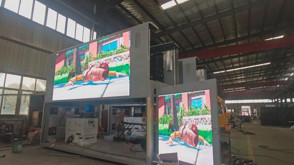 Quality LED Mobile Digital Led Adversting Advertise Billboard Screen Box for sale