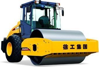 China XS202 Hydraulic Single Drum Vibratory Road Roller for sale