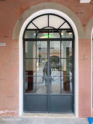 Cina Moderno ponte taglio di alluminio porte finestre attrezzature di elaborazione sicurezza e stile in vendita