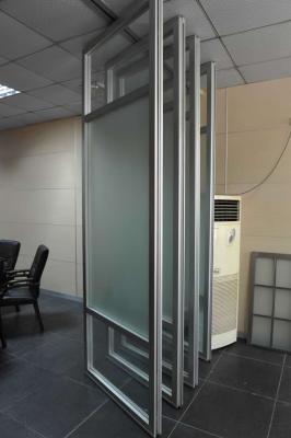 China Folding Movable Glass Wall Partitions Conference Hall Acoustic Room Dividers for sale