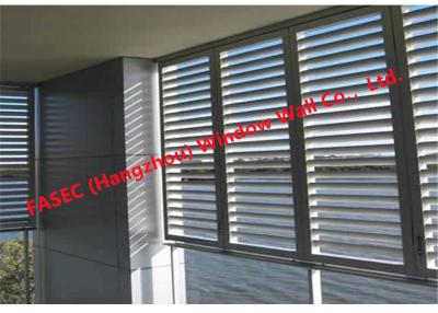 China Windproof Aluminum Storm Windows Jalousie Louver Windows With Screen Mesh for sale