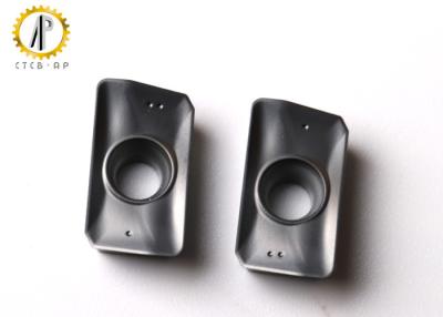 Chine Insertions de fraisage indexables des outils de coupe R0.8 APMT1604 avec de forte stabilité à vendre