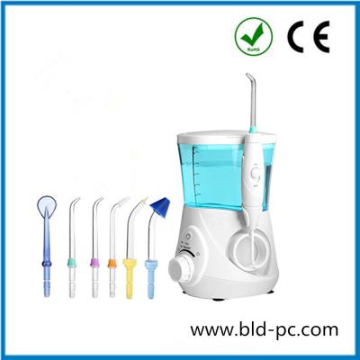 China Family Dental Water Jet Water Flosser with Massage 700ML Volume 100-240V for sale