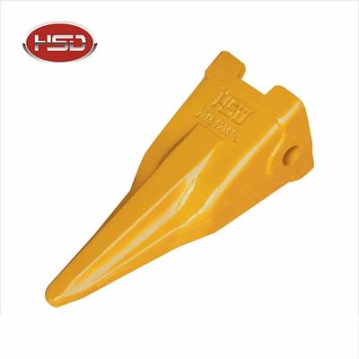 Cina DH500-27131236 denti a secchio di escavatore per forgia in acciaio legato in vendita