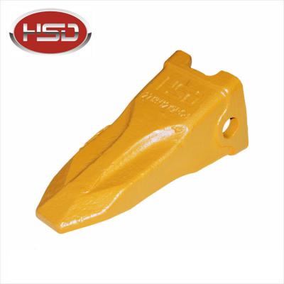 中国 掘削機部品 バケツ歯 石歯 2713Y1219RC DH300 販売のため