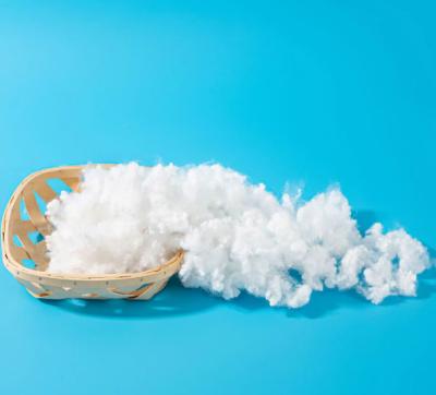 Cina Fibra di poliestere siliconata ignifuga 4D*51MM Fibra di fiocco vergine per sicurezza antincendio e imbottitura confortevole in vendita