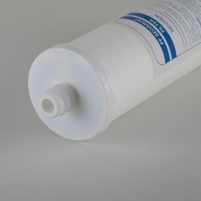 Cina Elemento filtro per purificatore d'acqua a base di cotone PP da 10 pollici per l'acqua di rubinetto da bere diretta in vendita