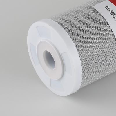 Cina 3.5 kg di guscio di cocco filtro dell'acqua compressa a carbone attivo 0.5um 10*2.5inch CTO in vendita