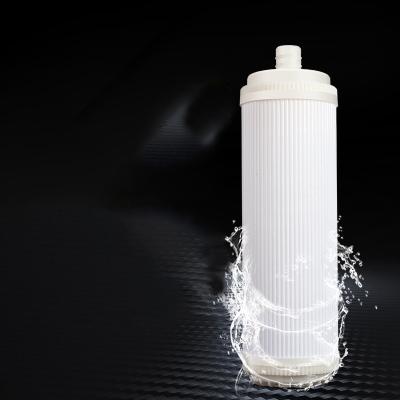 Cina 10 pollici UF Ultrafiltration Membrane Filter Cartridge 0,01 Micron per la filtrazione dell'acqua domestica in vendita