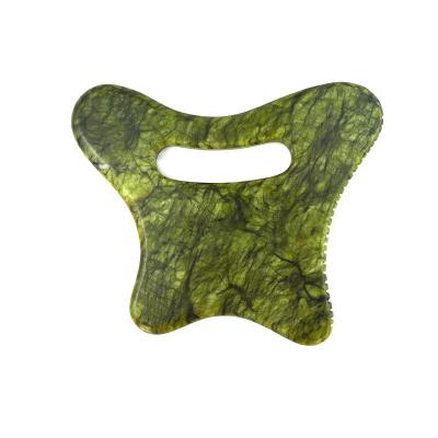 中国 スキンケア ローズクォーツ フェイシャルマッサージャー グアシャ フェイススクレーパー ジェイドマッサージャー ローラーセット 販売のため