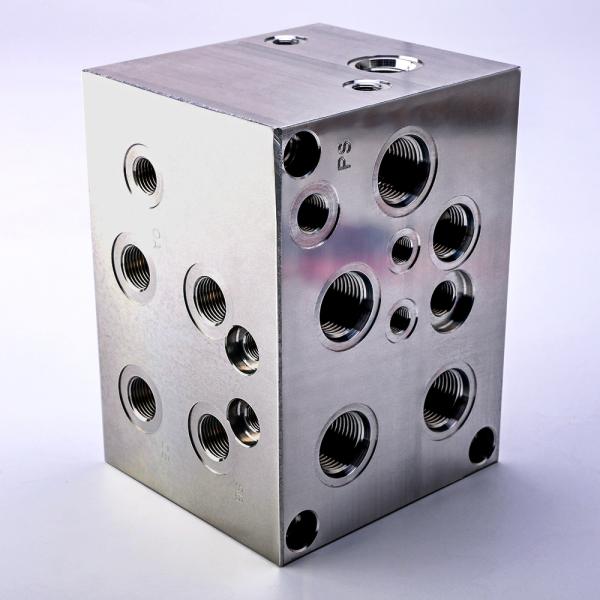 Quality High-Precision Aluminum and Steel Hydraulic Manifold Block with +/-0.01mm for sale