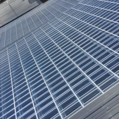 Chine Grille en acier galvanisée plongée chaude/rapport résistant de grille en métal significatif à vendre