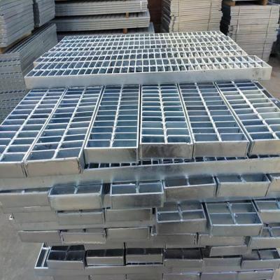 China Serrated Galvanized Steel Grating Trench Cover 305/30/100 for sale