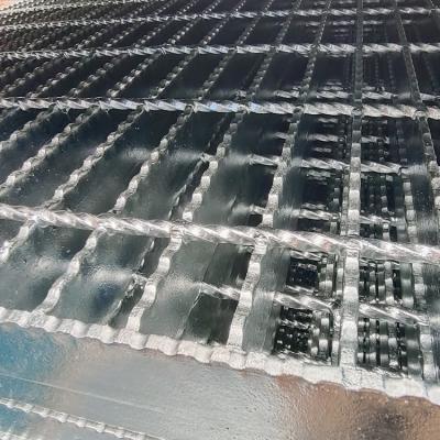 Китай Сталь дорожки крышки дренажа Serrated решетка 253/30/100 Адвокатуры продается