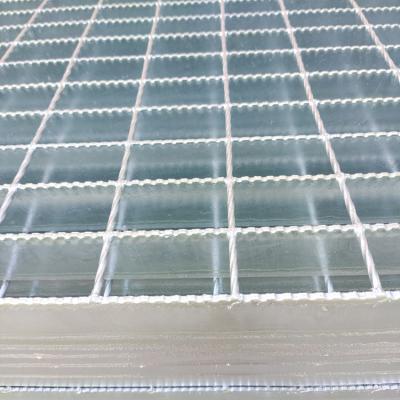 China Shipbuilding Board Galvanized Serrated Bar Grating Grid Pedal Safety for sale