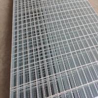 China Modular Customizable Serrated Carbon Steel Bar Grating 1000mm Width Easy Installation for sale