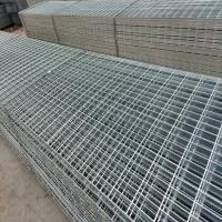 China Modular Customizable Serrated Carbon Steel Bar Grating 1000mm Width Easy Installation for sale