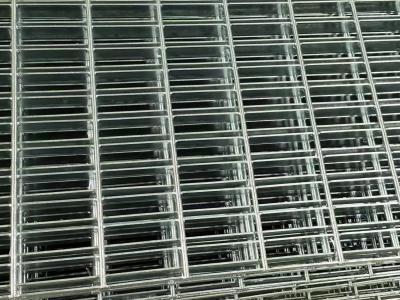 Chine Drain de plancher en acier inoxydable avec feuille de grille galvanisée à chaud à vendre