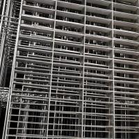 China Stainless Steel Welded Grating 30mm Bearing Bar Pitch for Industrial Platforms for sale