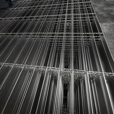 Chine 30mm Hot Dipped Galvanized Iron Grating For Industrial Floor à vendre