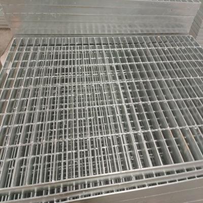 Chine Grille de sécurité en aluminium texturé de qualité industrielle 3x24 à vendre
