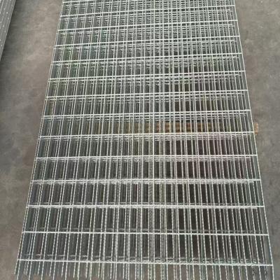 Chine 60 X 7 X 4 Bearing Bar Steel Platform Grating For Heavy Duty Applications à vendre