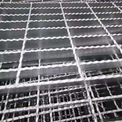 China Een stalen rooster die fungeert als vloer in een gebouw en de omgeving versiert Te koop