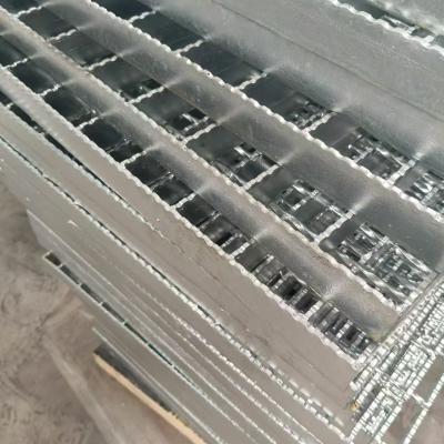 China Veelzijdige industriële stalen roosters voor sterke en stabiele structuren Te koop