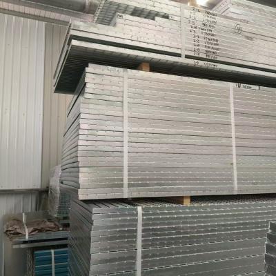 China Veelzijdige industriële stalen roosters voor sterke en stabiele structuren Te koop