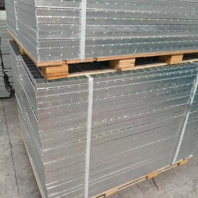 Cina Griglie di acciaio industriale su misura per diversi ambienti di protezione antincendio ed esplosione in vendita