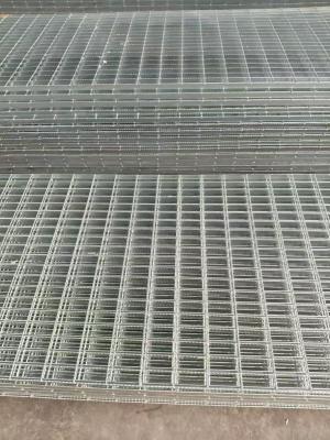 China Grietten van zaagstaal van het type zaagstaal voor drainageoplossingen Te koop