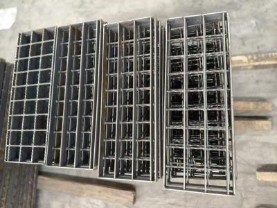 중국 기계 작업장에서 사용되는 지그 자그 철열에 대해 미끄러지지 않는 가벼운 무게 판매용