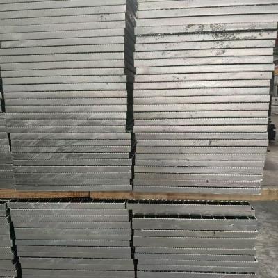 China Stahl, geschmiedet zu einem langlebigen, hochtemperaturbeständigen Silberstahlgitter zu verkaufen