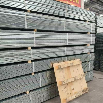 China Industriële stalen rooster aanpasbaar en veelzijdig voor verschillende toepassingen Te koop