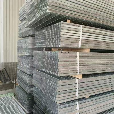 China Industriële stalen rooster aanpasbaar en veelzijdig voor verschillende toepassingen Te koop