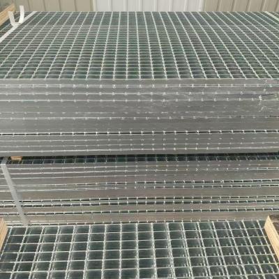 Chine YB/T4001.1-2007 Standard Modern Stainless Steel Flat Bar Grating With Machine Welding Bright On Surface à vendre