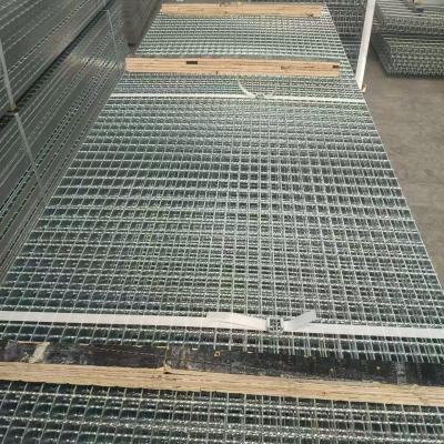 Chine YB/T4001.1-2007 Standard Modern Stainless Steel Flat Bar Grating With Machine Welding Bright On Surface à vendre