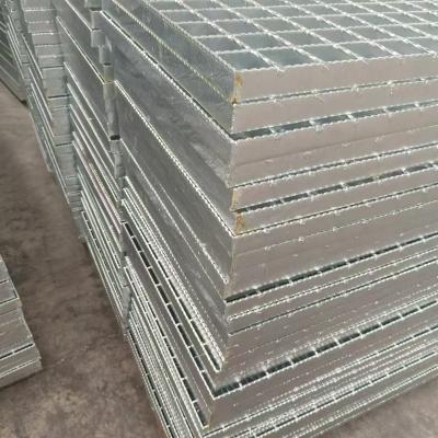 Chine Pallet Packed Industrial Steel Floor Decking Grating Plain Steel Metal Grating à vendre