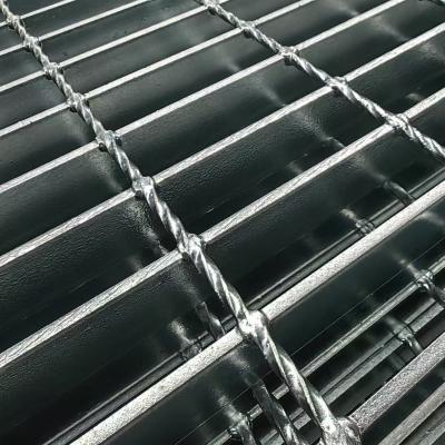 China Grelha de aço de 3 mm de barra transversal anti-ferrugem Grelha de aço plana à venda