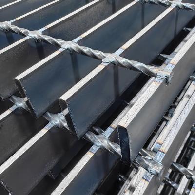 Cina Griglia per pavimenti in acciaio con saldatura a pressione della macchina in vendita